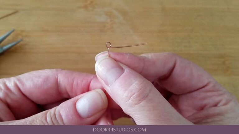 How to Make Symmetrical Wrapped Loop Connectors - Door 44 Studios